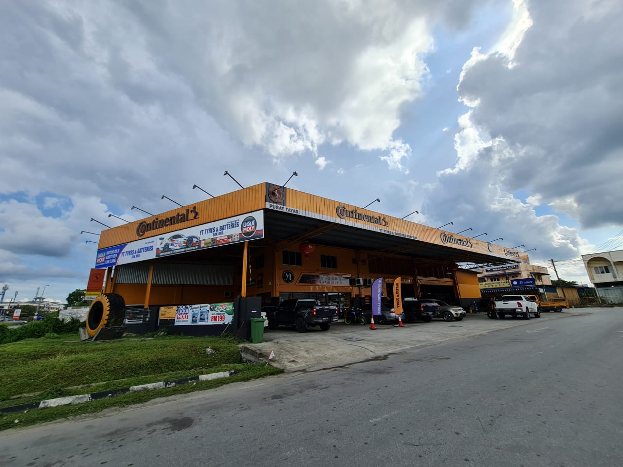 YT TYRES & BATTERIES SDN. BHD. | LMEM Dealer Workshop